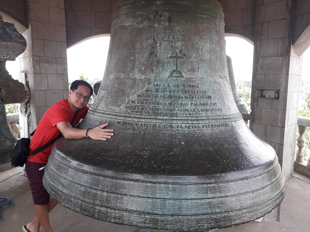I embraced the biggest bell in Southeast Asia and 3rd biggest in the ...