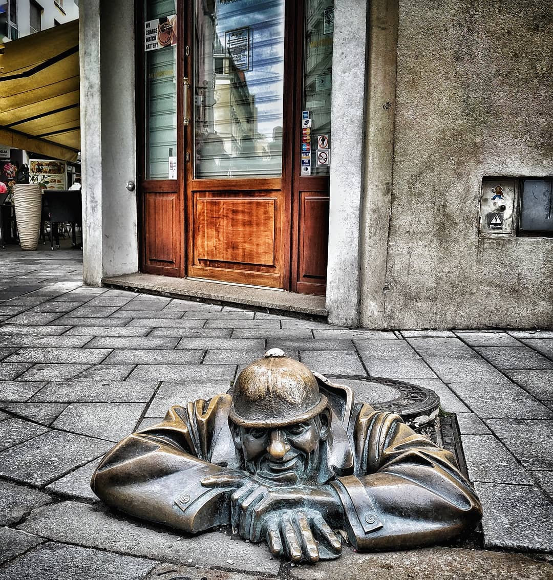 Art. Man at work statue, Bratislava, Slovakia???????? (Sep 2018 ...